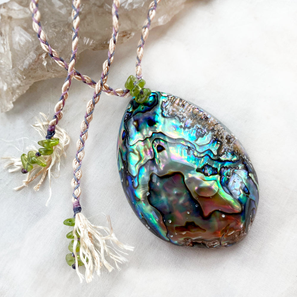 Abalone shell healing energy amulet – Spirit Carrier