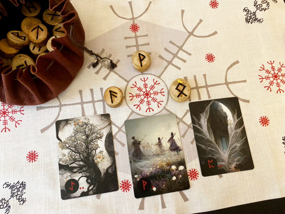 SECONDS: Rune Dreams divination cloth – Spirit Carrier