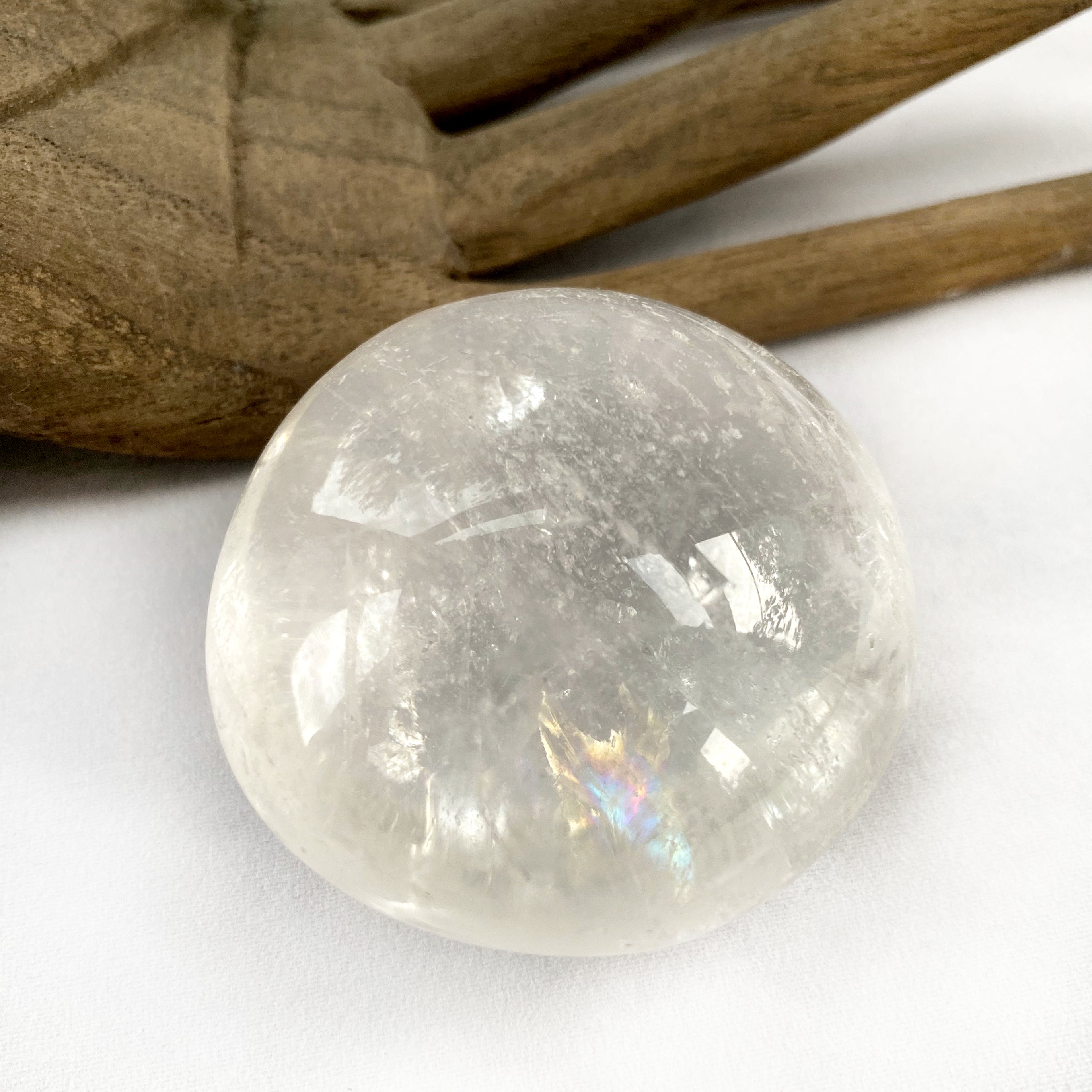 Smooth Quartz 'pebble' – Spirit Carrier