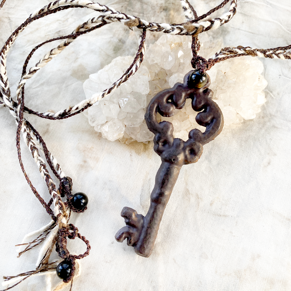 'Master Key' witch talisman with Hawk Eye crystal energy – Spirit Carrier