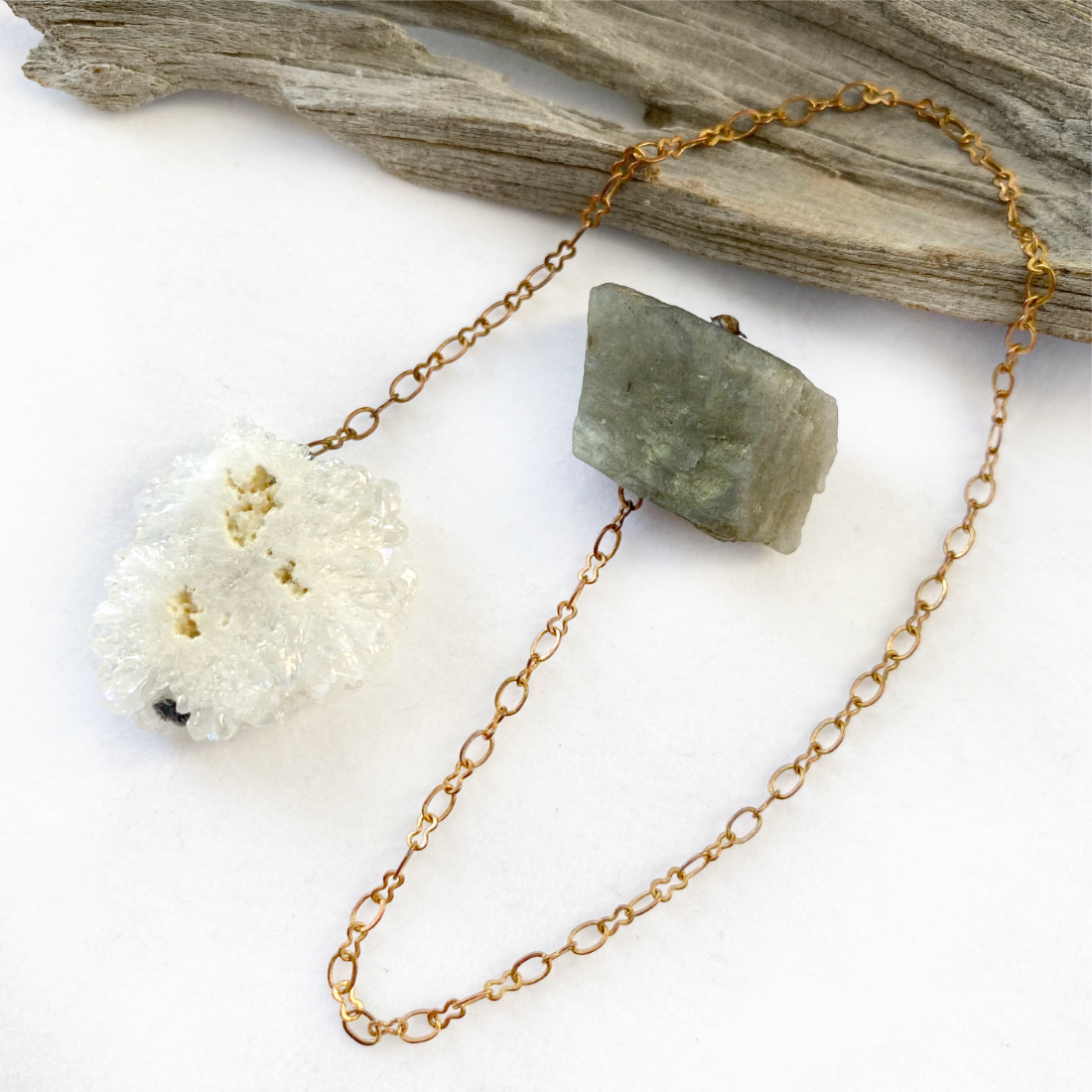 Unique crystal pendulum with pure copper chain – Spirit Carrier