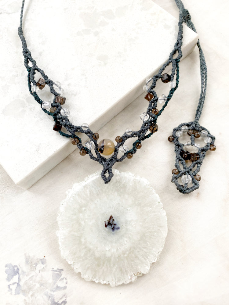 Solar Quartz crystal healing amulet – Spirit Carrier