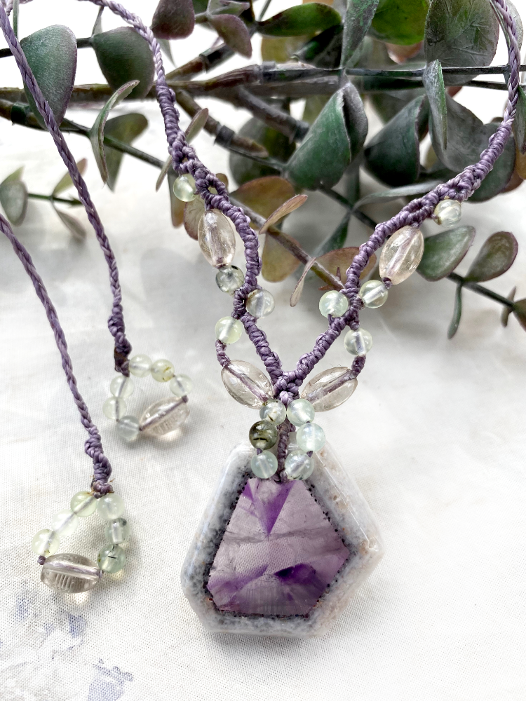 Trapiche Amethyst crystal healing amulet – Spirit Carrier