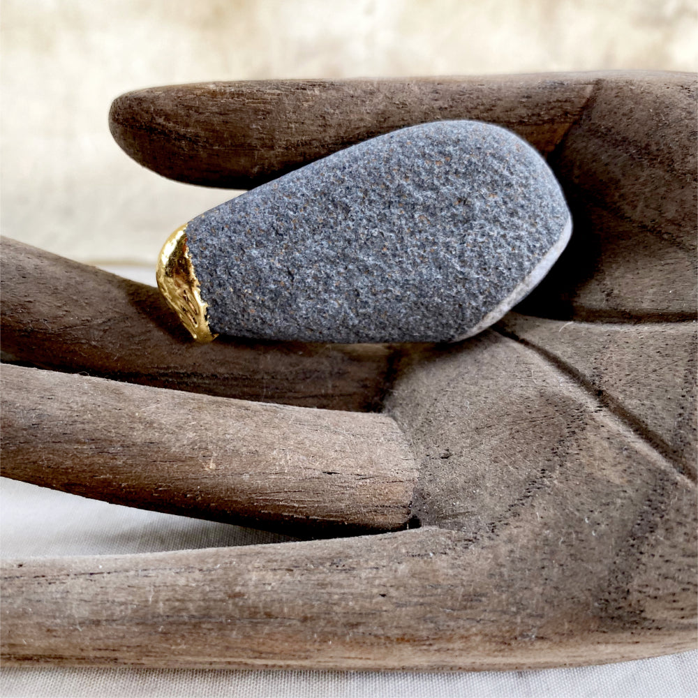 'Wishing Rock' ~ sea-tumbled Shale stone with genuine 24ct gold leaf ...