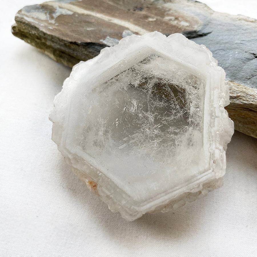 Hexagonal Quartz – Spirit Carrier